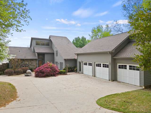 Featured Properties - Mitzi Kirsch